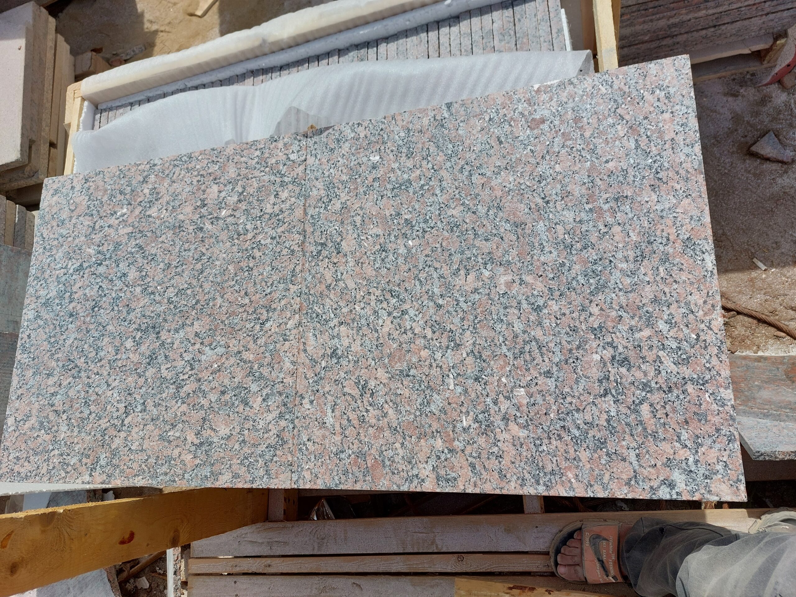 Red Aswan - Egyptian Granite - Marmix