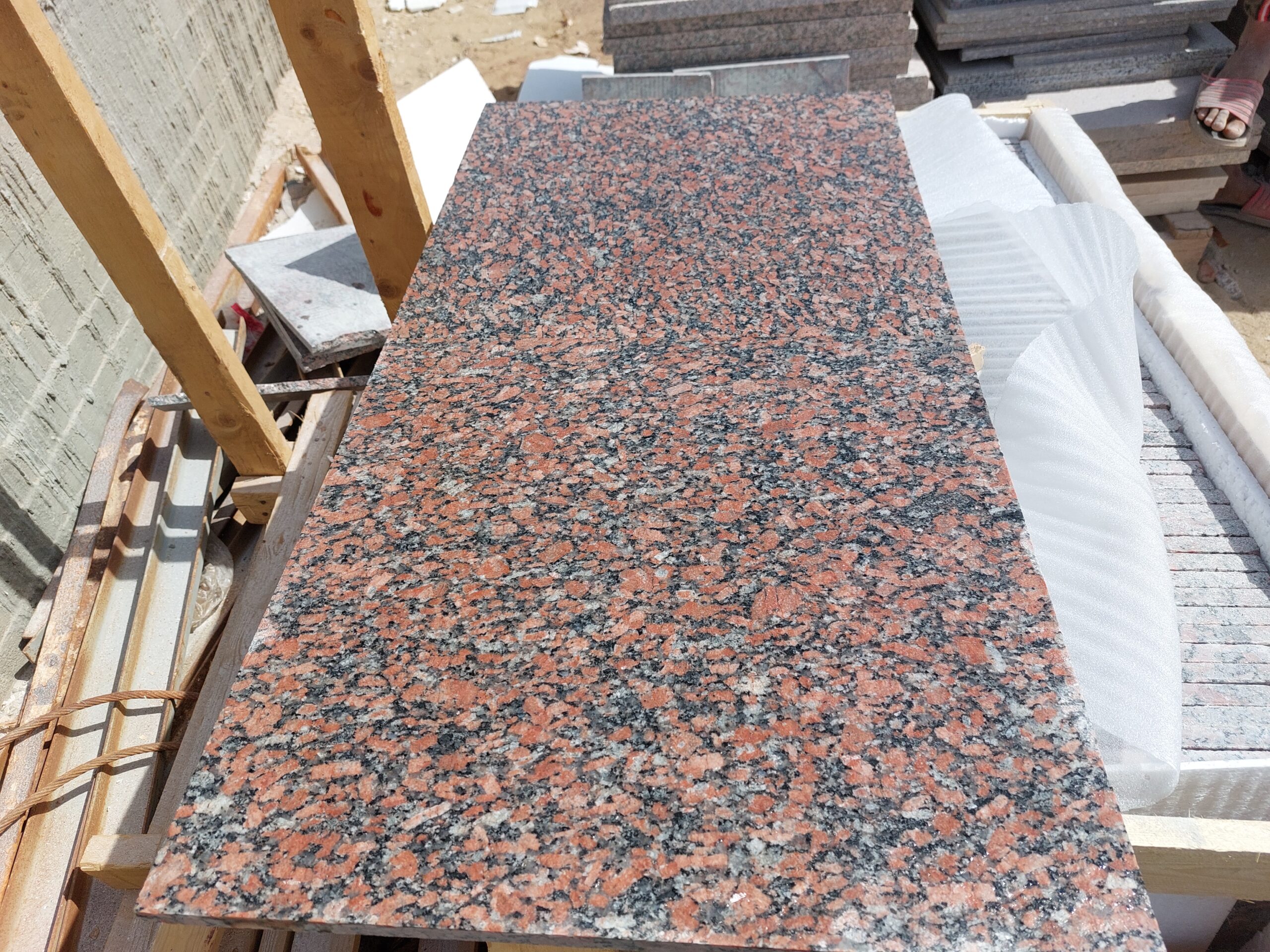 Red Aswan - Egyptian Granite - Marmix
